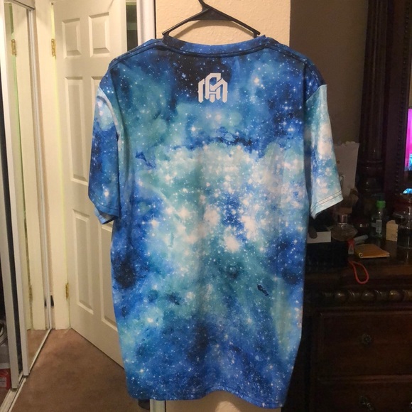 Into The Am | Shirts | Into The Am Mens Tshirt | Poshmark
